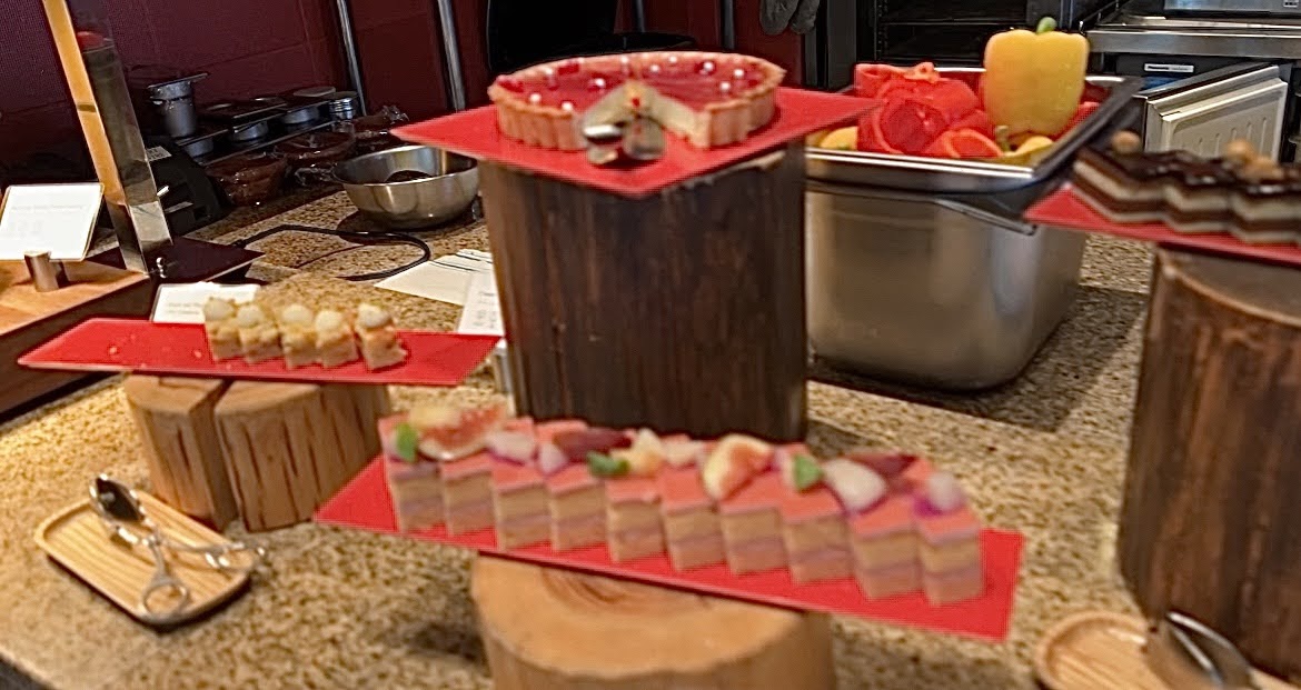 NOKA Roast&Grill( ノカローストグリル)でビュッフェランチ。20階から大阪の街を眺めながら、贅沢なひとときを楽しむ ...